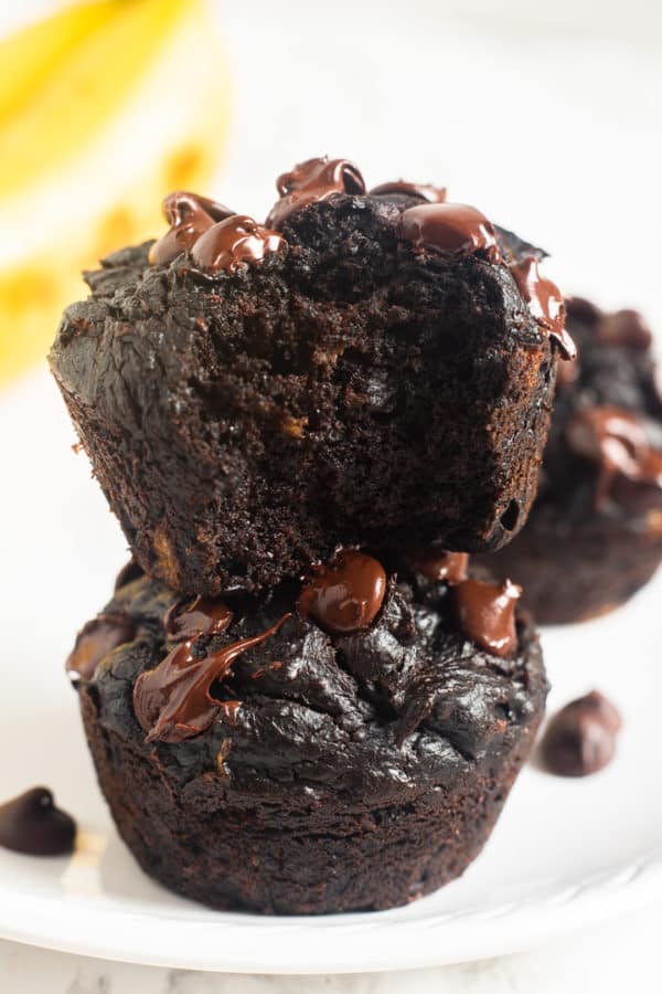 Flourless Peanut Butter Banana Chocolate Muffins - Healthy Liv